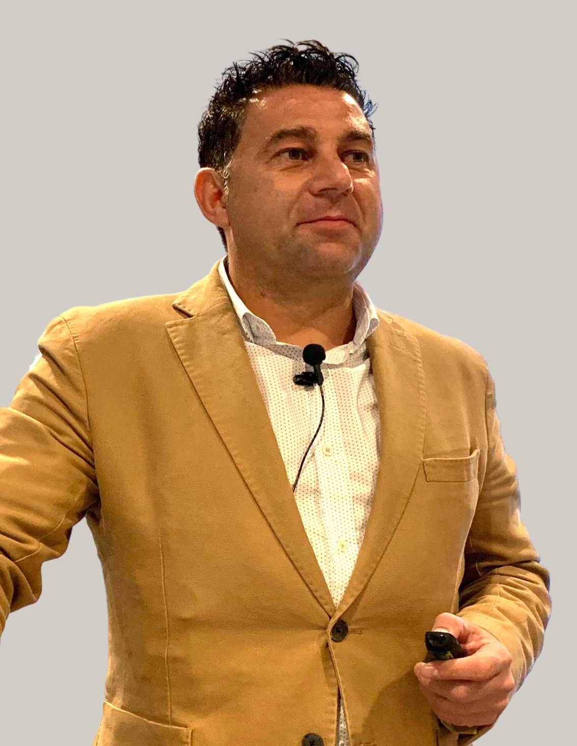 José Serrano - Thinking Heads